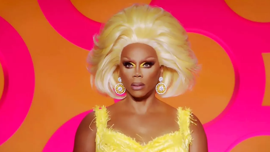 Former Drag Race judge gets backlash after endorsing Trump – Drag Society